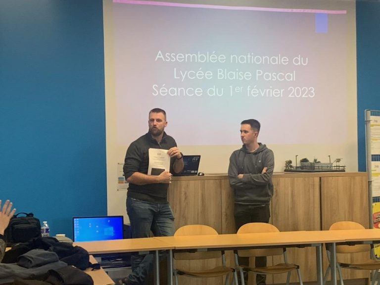 Brillant parcours d’un ancien élève – ACCUEIL